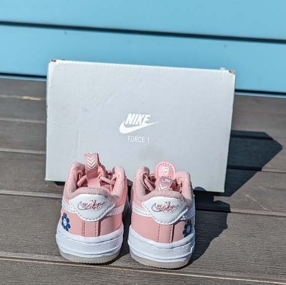 Nike | Shoes | Nike Force 2c | Poshmark